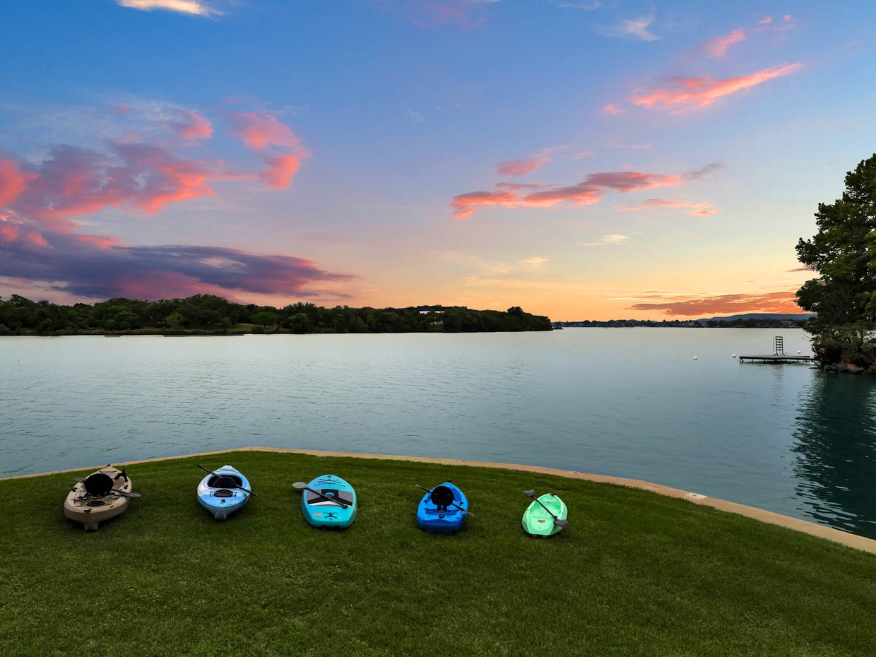View Sunset Point on LBJ | A Kingsland Vacation Rental