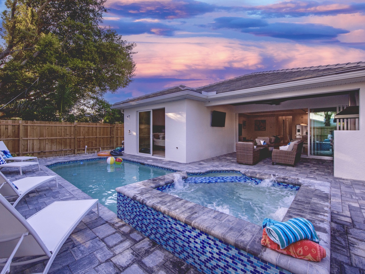 View Sandy Toes | A Naples Vacation Rental