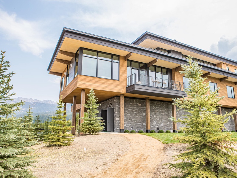 View 202 LakeLodge | Moonlight Basin Lodging